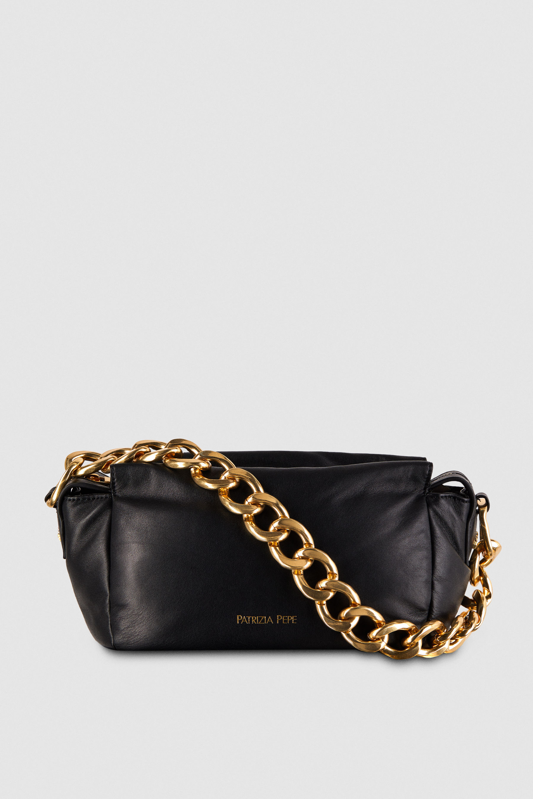 Touch Bag: the iconic Patrizia Pepe bag